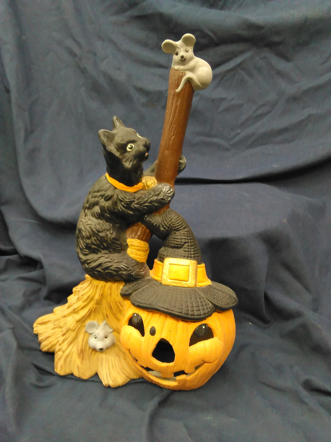 Cat On Broom With Witch Pumpkin – Ryker Studios, LLC